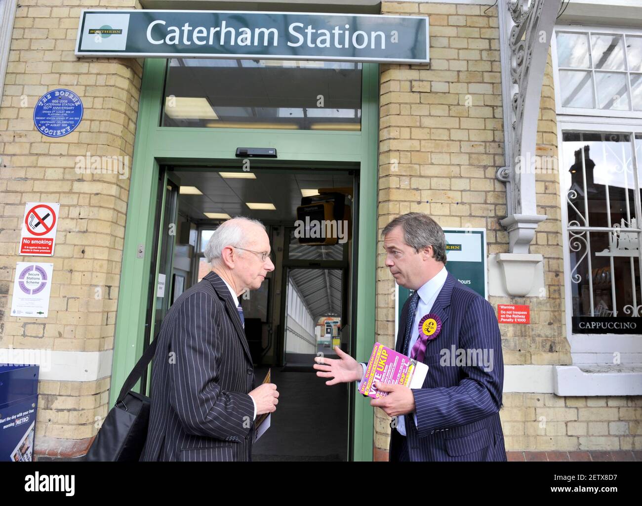 NIGEL FARAGE THE LEADER OF UKIP CAMPAIGNING IN CATERHAM SURREY TODAY ...