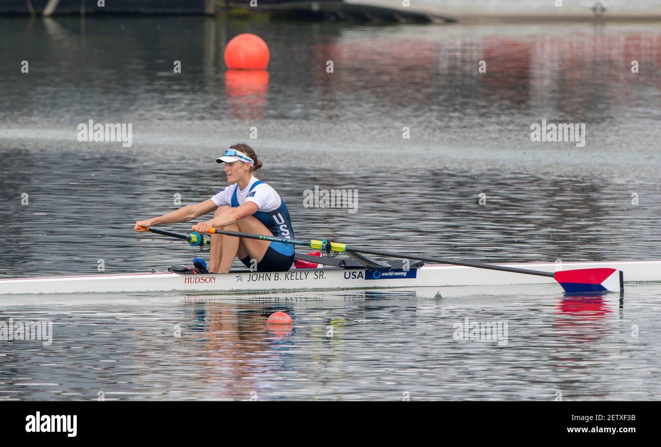 Approaching the finishing line hi-res stock photography and images - Alamy