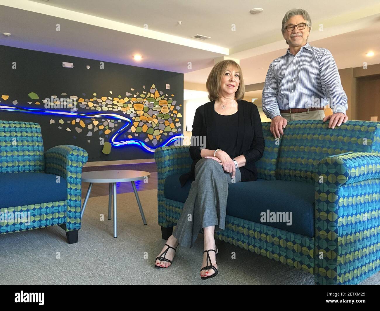 Linda Bialick, founder of J-HAP, and Executive Director Jeff Sherman in ...