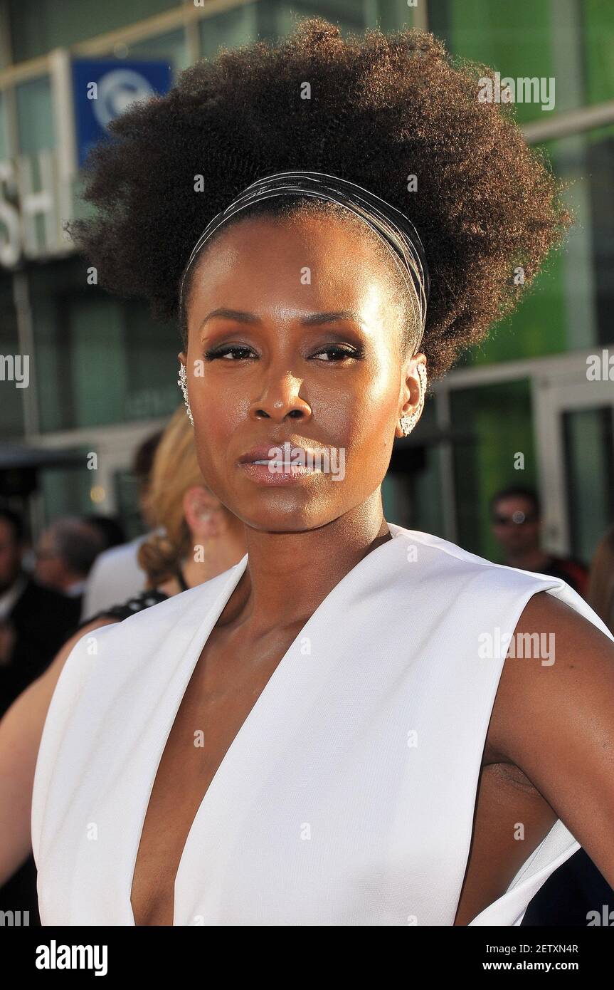 Sydelle Noel arrives at Netflix's "Glow" Los Angeles Premiere held at ...