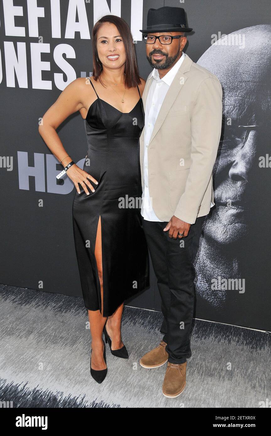 (L-R) Christine Clemons and Inny Clemons arrives at HBO's "The Defiant ...
