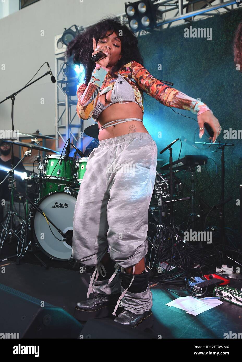 HOLLYWOOD - JUNE 24: Sza at YouTube Pre-BET Awards party at NeueHouse ...