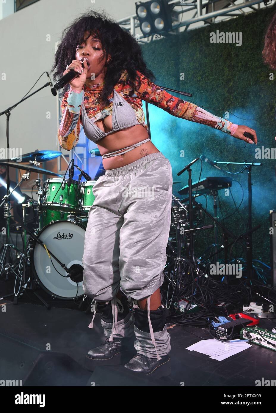 HOLLYWOOD - JUNE 24: Sza at YouTube Pre-BET Awards party at NeueHouse ...