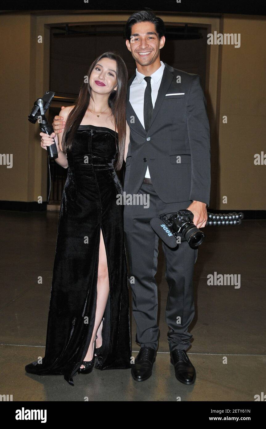 (L-R) Vloggers Donnalyn Bartolome and Wil Dasovich at the "Spider-Man ...