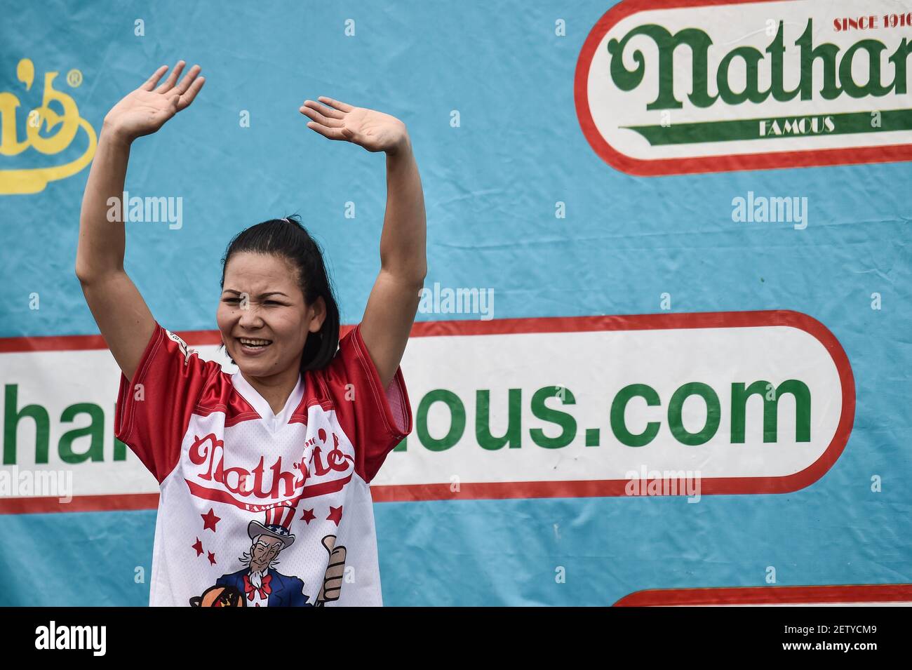 Sonya Thomas arrives to compete at the Nathan's Famous 101th ...