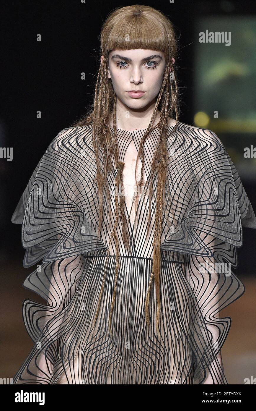 Sanne de Roo on the runway during the Iris Van Herpen Paris Haute ...