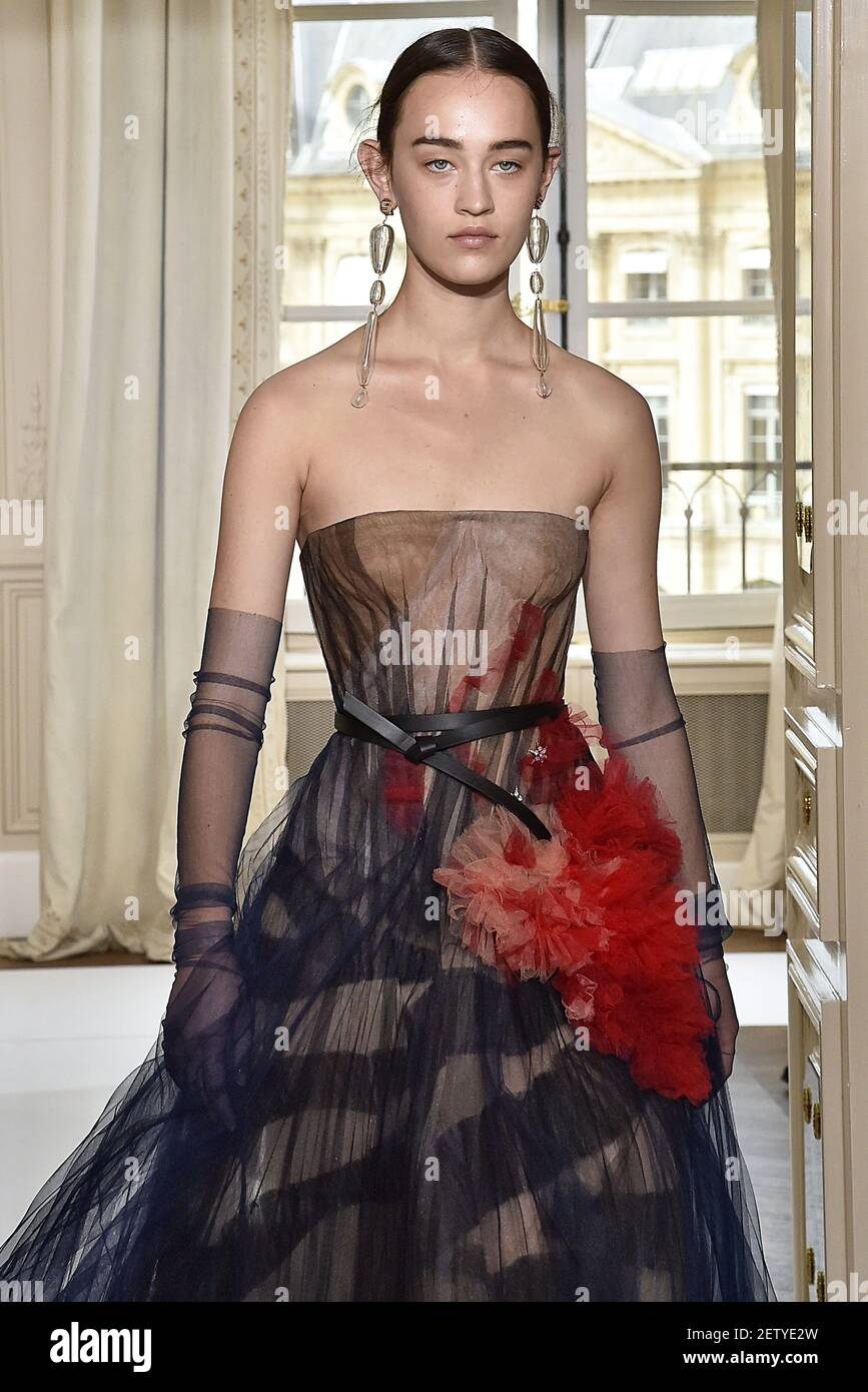 Elizabeth Davison on the runway during the Schiaparelli Paris Haute ...