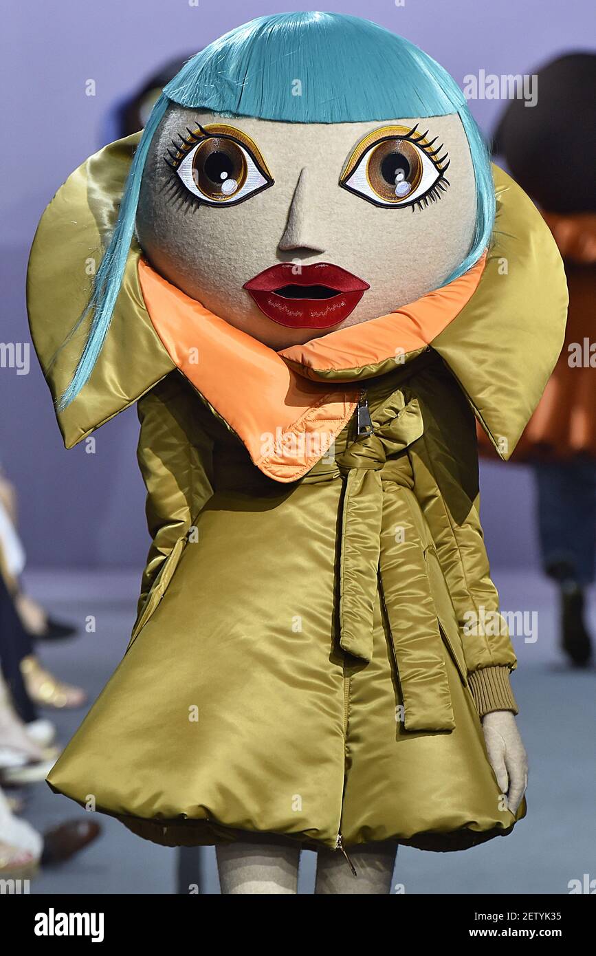 Willy Morsch on the runway during the Viktor & Rolf Paris Haute Couture ...