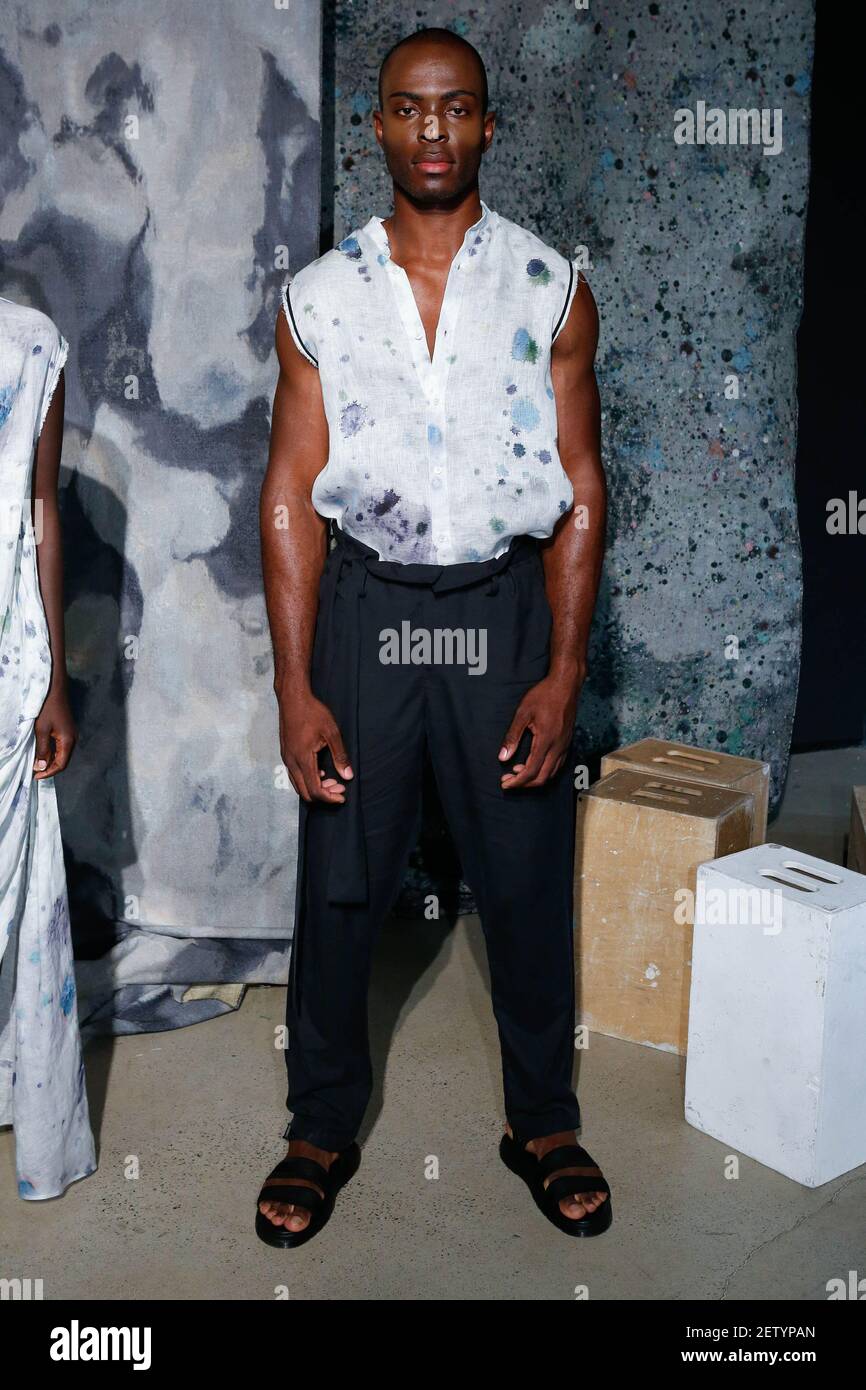 Model walks on the runway during the R. Swiader Spring 2018 New York ...