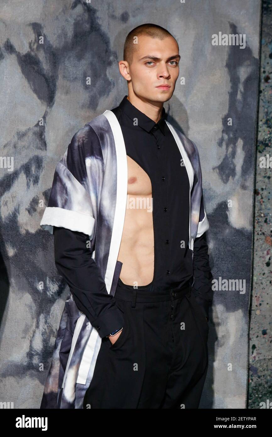 Model walks on the runway during the R. Swiader Spring 2018 New York ...