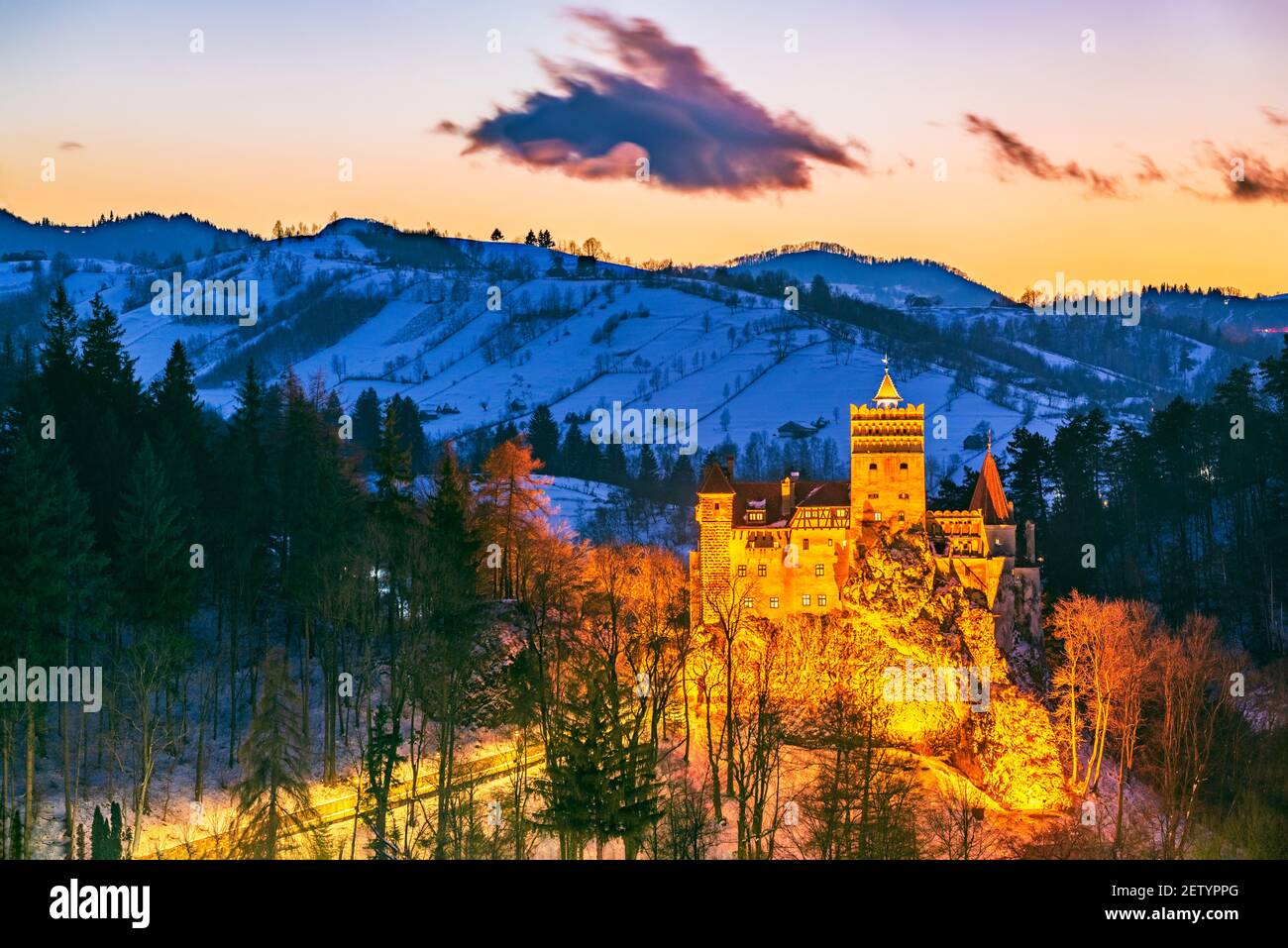 Bran castle carpathian mountains hi-res stock photography and images ...