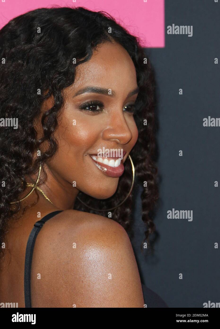 Actress Kelly Rowland at the World Premiere Of Universal Pictures ...