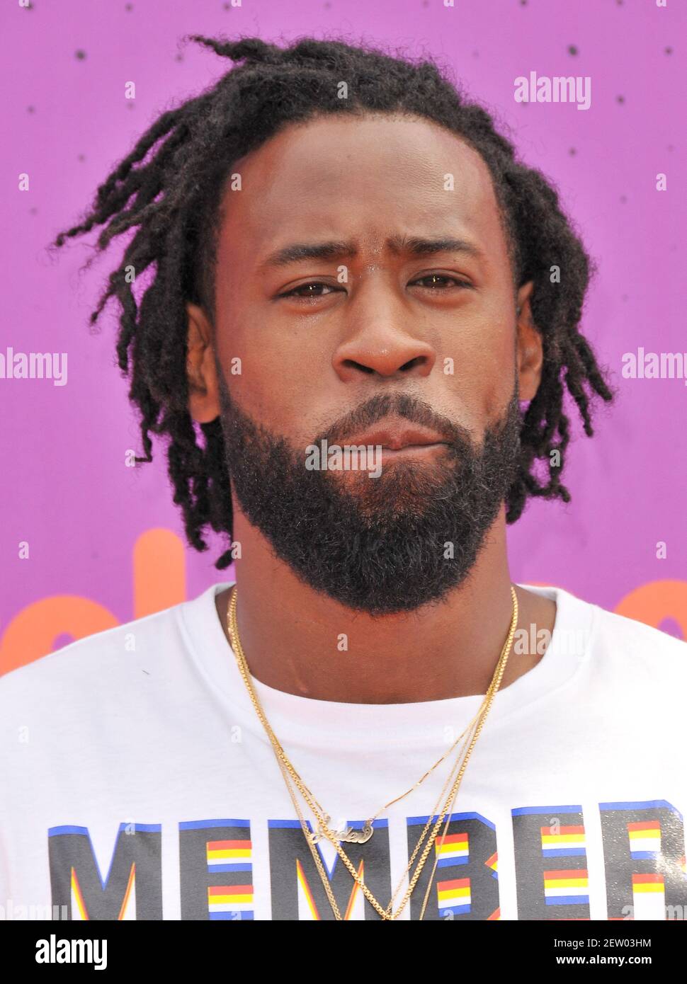 DeAndre Jordan arrives at the Nickelodeon Kids' Choice Sports Awards ...