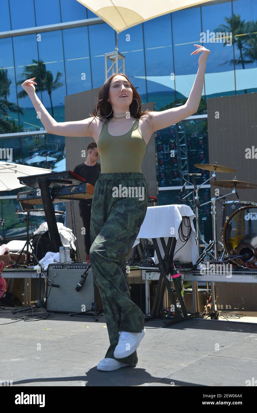 Noah Cyrus performs during Y100 Mack-A-Poolooza summer pool party at ...