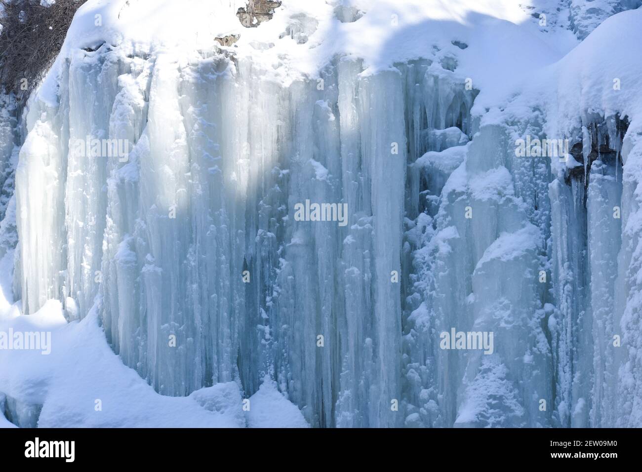 A wall of ice Stock Photo - Alamy