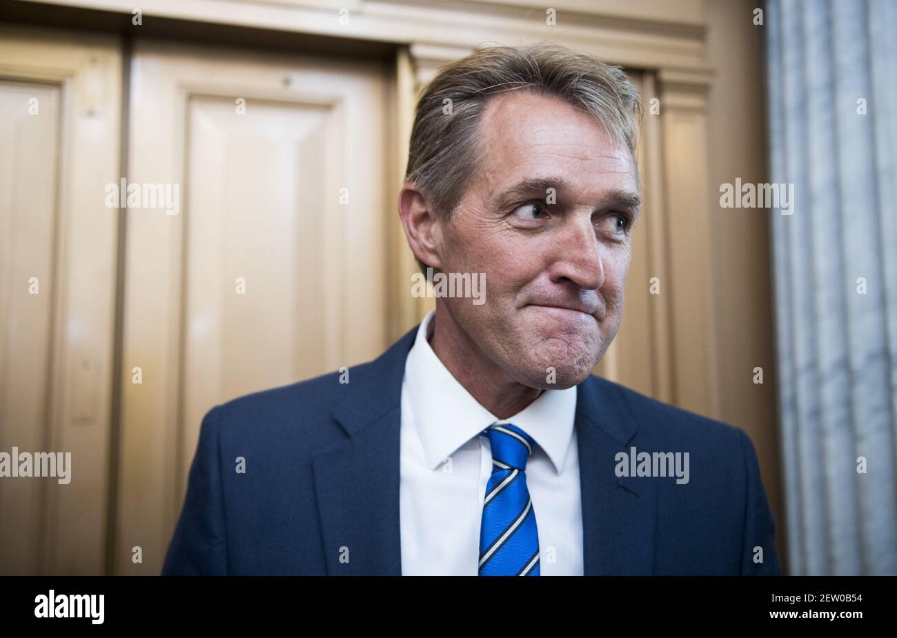 UNITED STATES - JULY 20: Sen. Jeff Flake, R-Ariz., speaks with ...