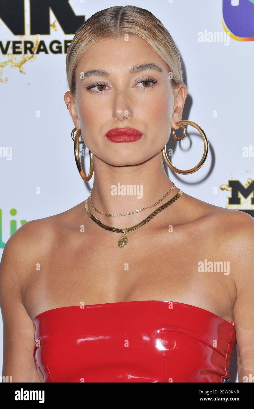 Hailey Baldwin arrives at iGO.Live Launch Event held at the Beverly ...