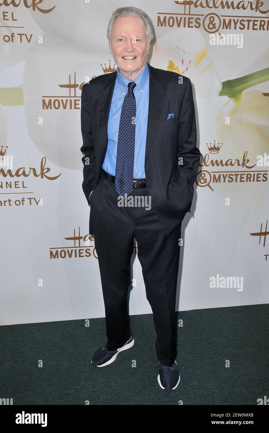 Jon Voight arrives at the Hallmark Channel & Hallmark Movies and ...