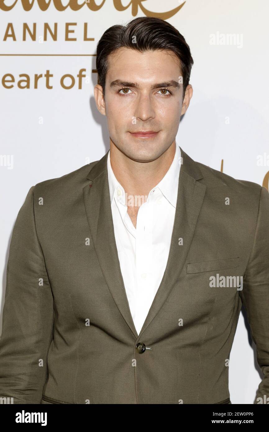 LOS ANGELES - JUL 27: Peter Porte at the Hallmark TCA Summer 2017 Party ...