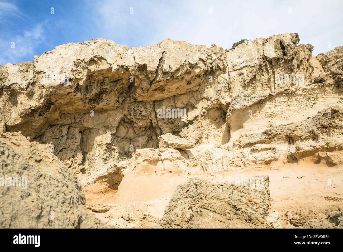 Caves in sandstone cliffs hi-res stock photography and images - Alamy
