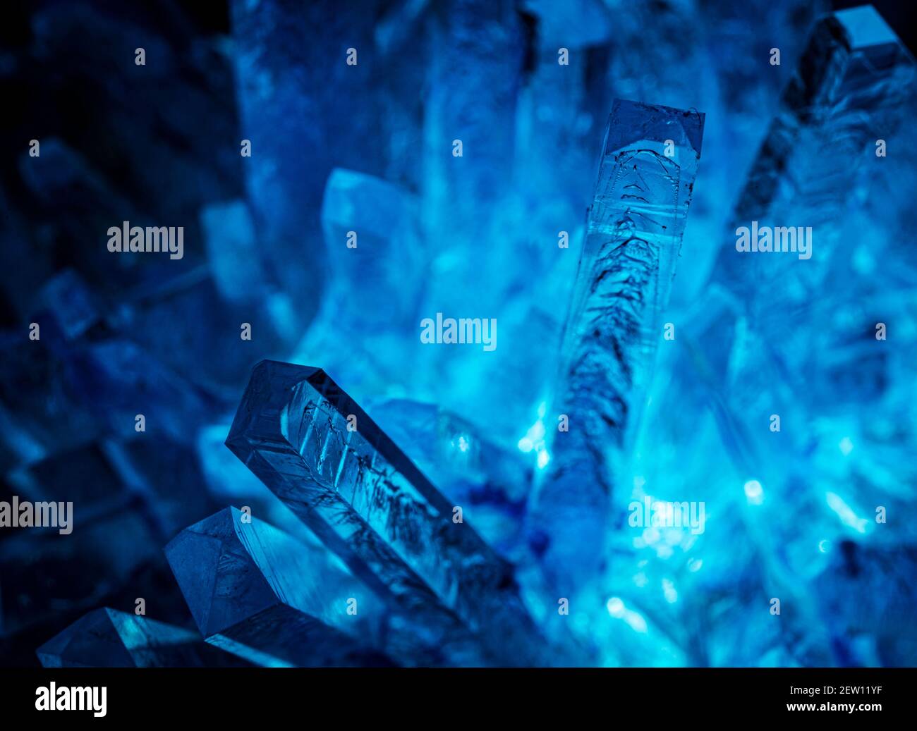Crystal crystals macro close hi-res stock photography and images - Alamy