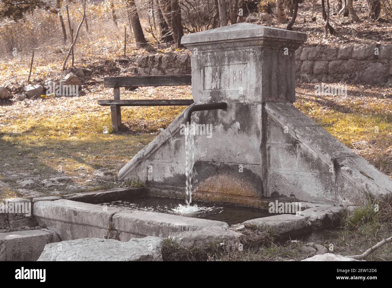Stream tap water hi-res stock photography and images - Alamy