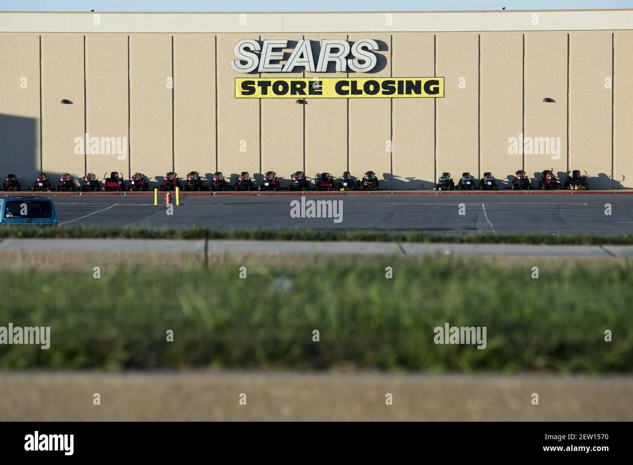 A Sears retail store with a "Store Closing" banner in Hagerstown ...
