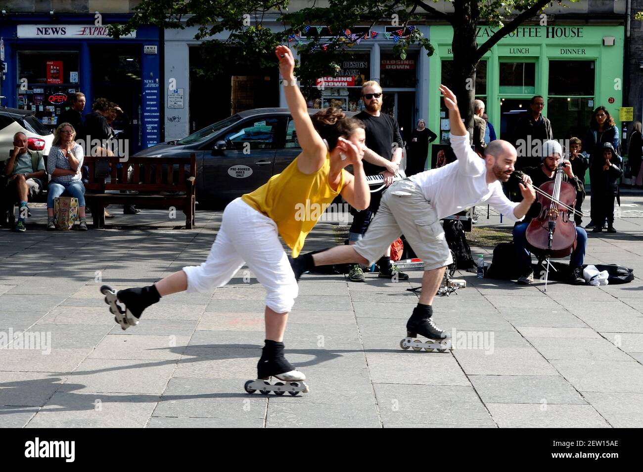 Edinburgh free fringe festival hi-res stock photography and images - Alamy