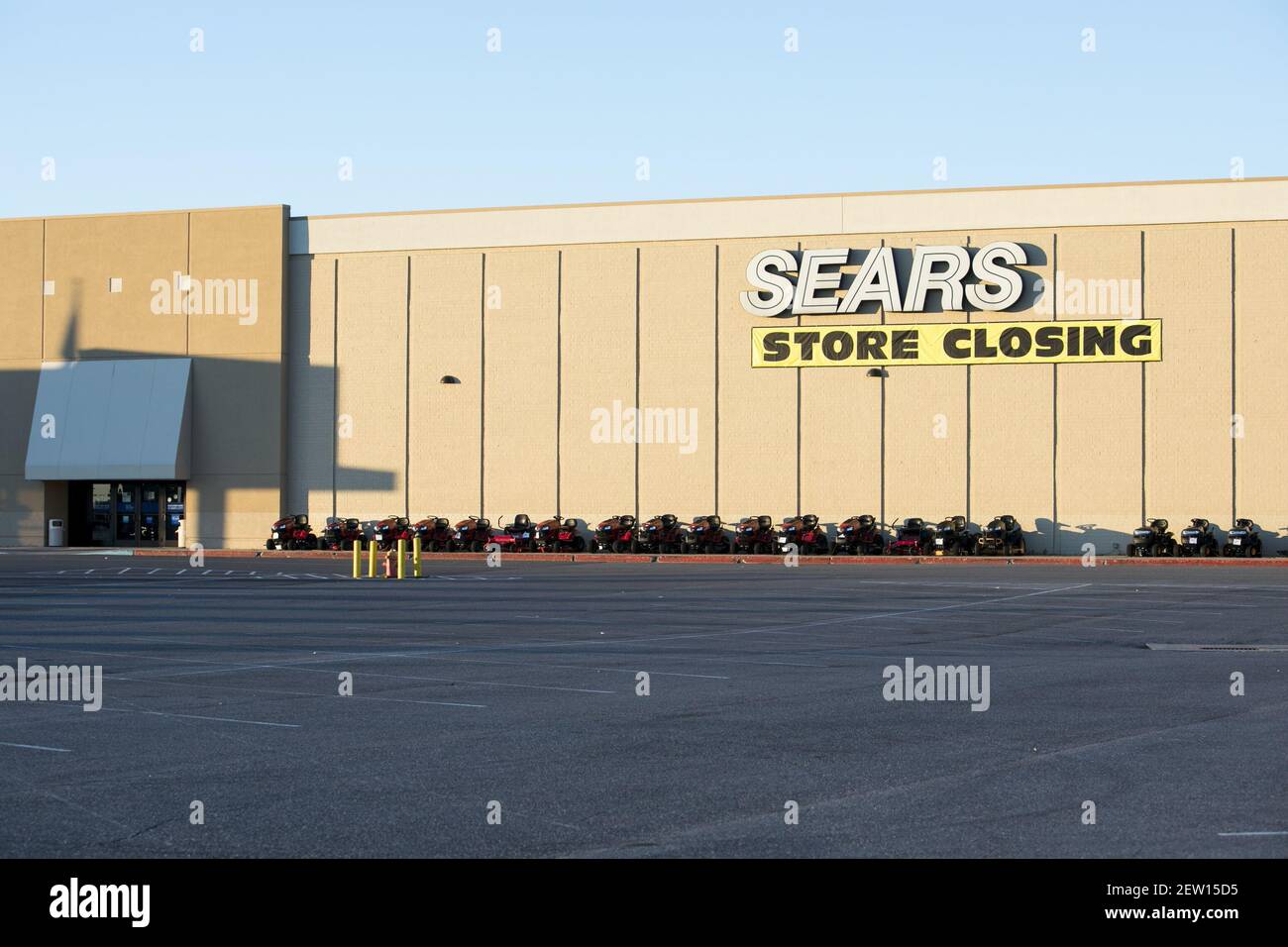 A Sears retail store with a "Store Closing" banner in Hagerstown ...