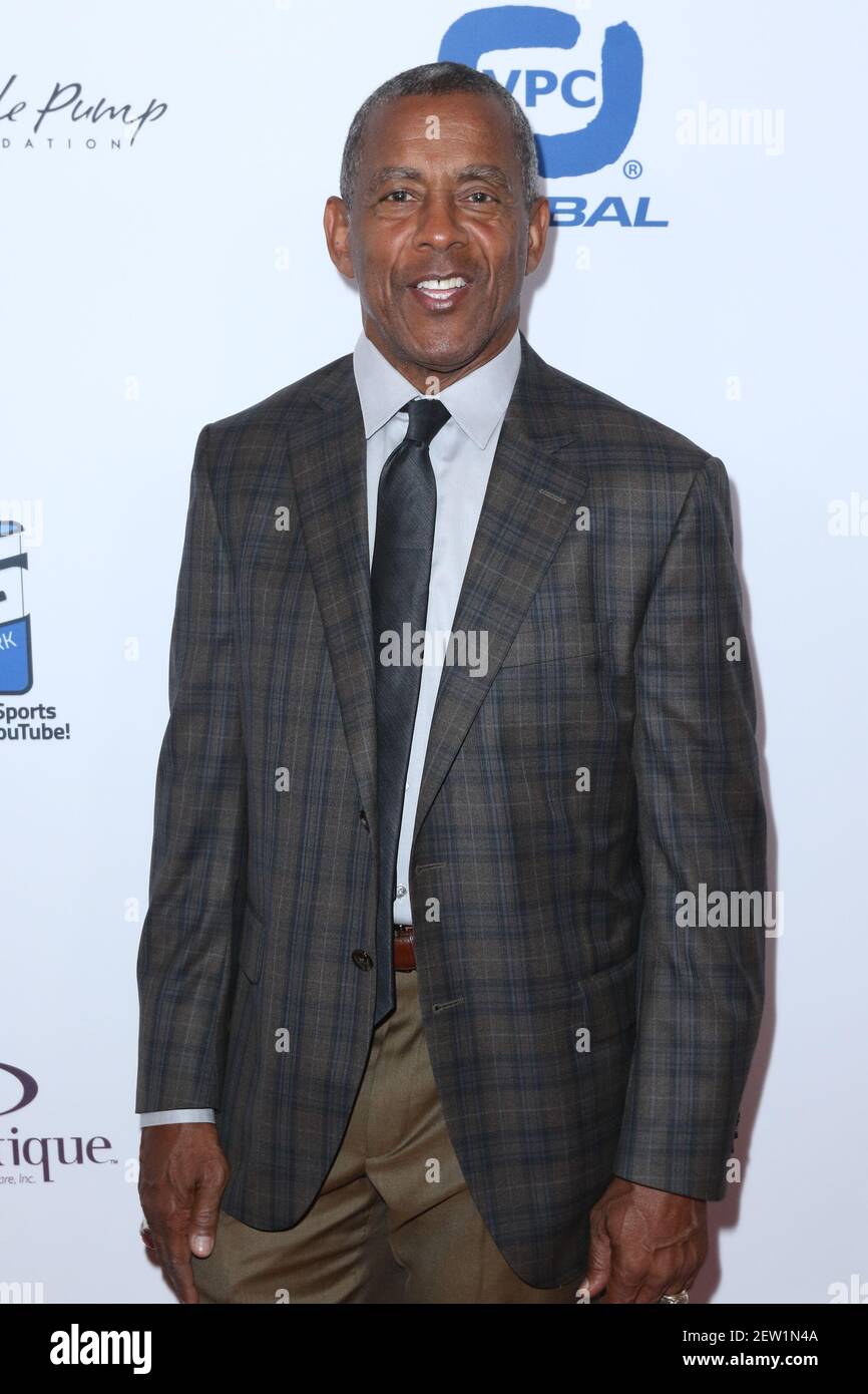 Tony Dorsett at the 17th Annual Harold and Carole Pump Foundation Gala ...