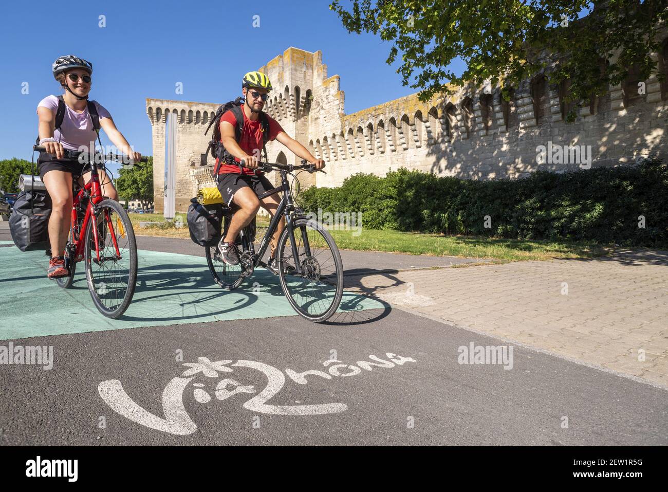 Entrance into avignon hi-res stock photography and images - Alamy