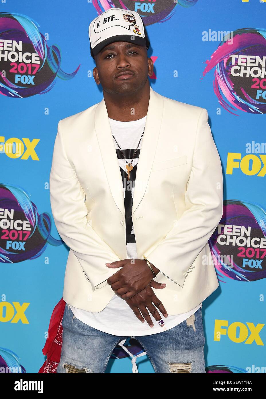 LOS ANGELES - AUGUST 13: Swoozie at FOX's Teen Choice 2017 at the Galen ...