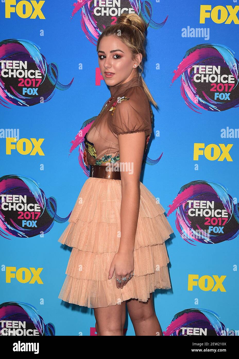 LOS ANGELES - AUGUST 13: Chloe Lukasiak at FOX's Teen Choice 2017 at ...