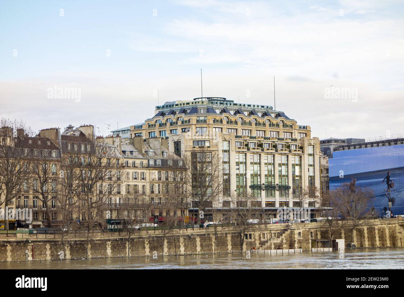 Samaritaine department store building paris france hi-res stock ...