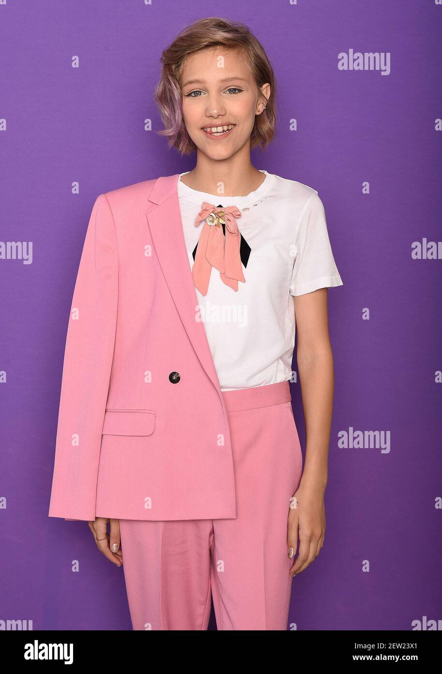 LOS ANGELES - AUGUST 13: Grace VanderWall at FOX's 'Teen Choice 2017 ...