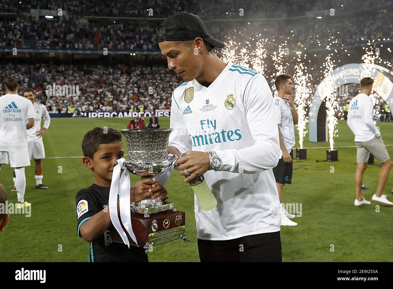 Real Madrid's Cristiano Ronaldo and his son celebrate the victory in ...