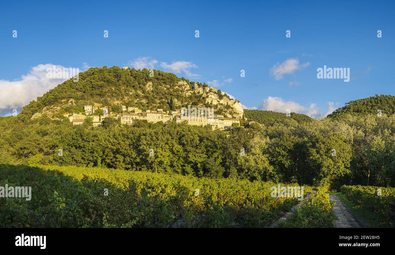 France, Vaucluse, the medieval village of Seguret, labelled Les Plus ...