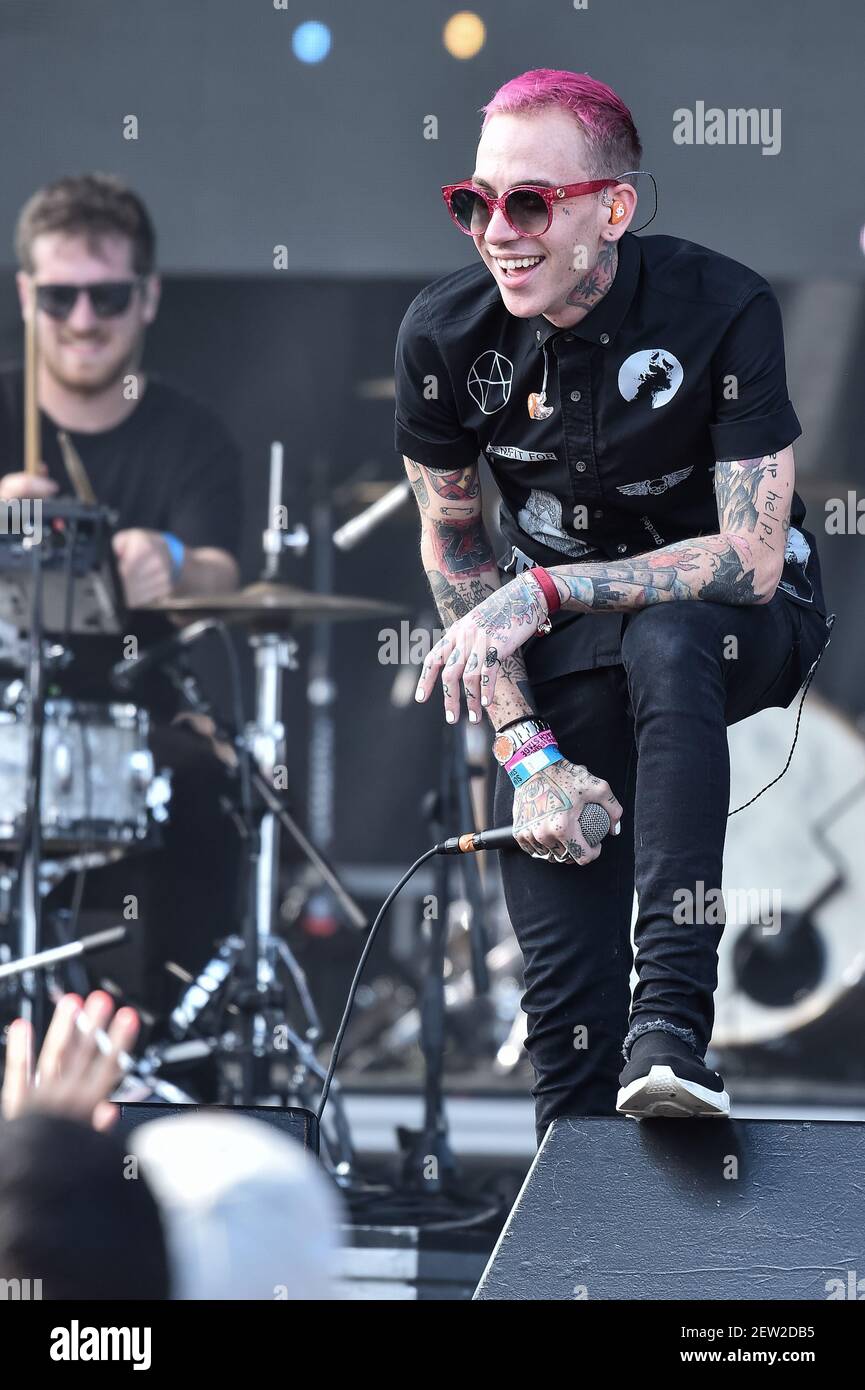 Blackbear performs on stage at the Billboard Hot 100 Music Festival in ...