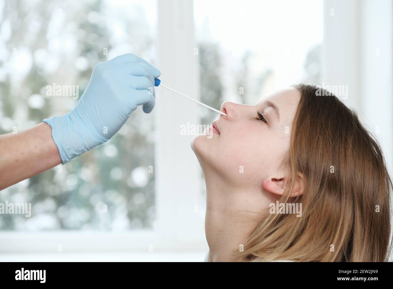 Hand swab hi-res stock photography and images - Alamy