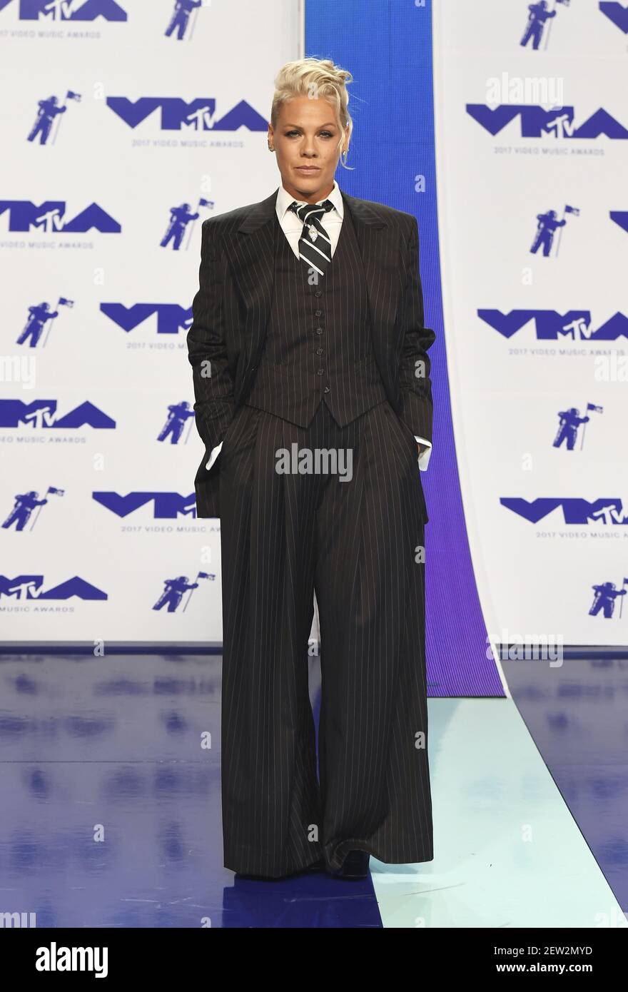 Pink attends the 2017 MTV VIDEO MUSIC AWARDS at The Forum in Inglewood ...