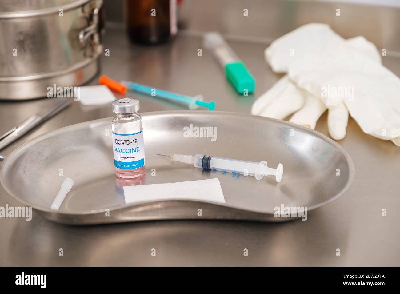 Medical tray hi-res stock photography and images - Alamy