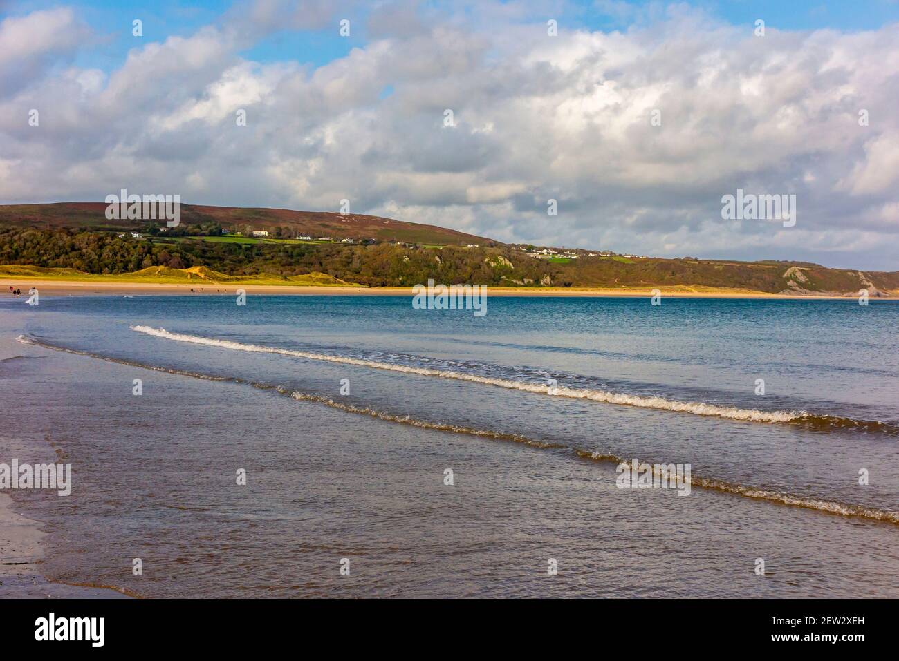 Oxwich beach, gower, south wales hi-res stock photography and images ...