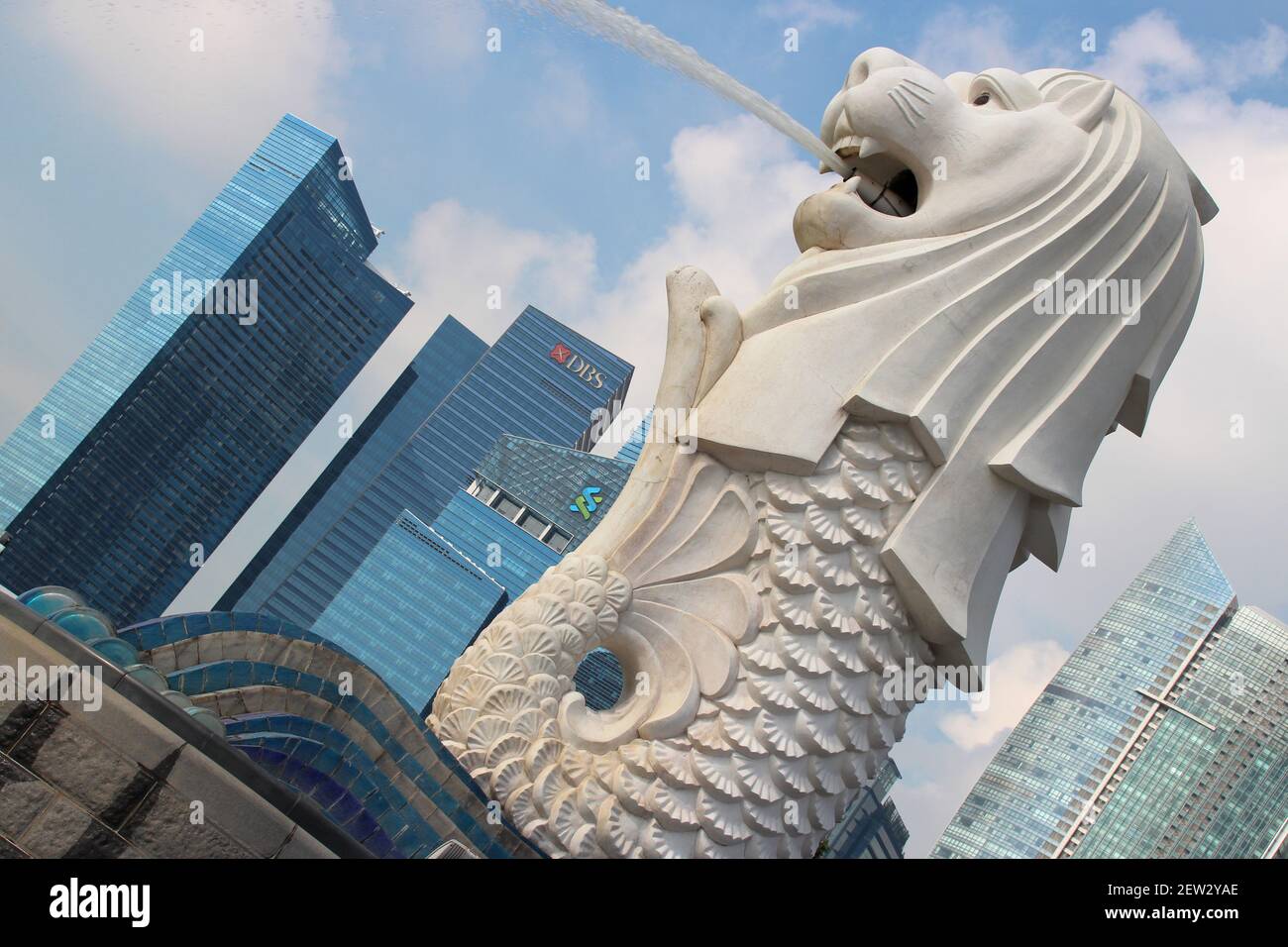 Symbole merlion hi-res stock photography and images - Alamy