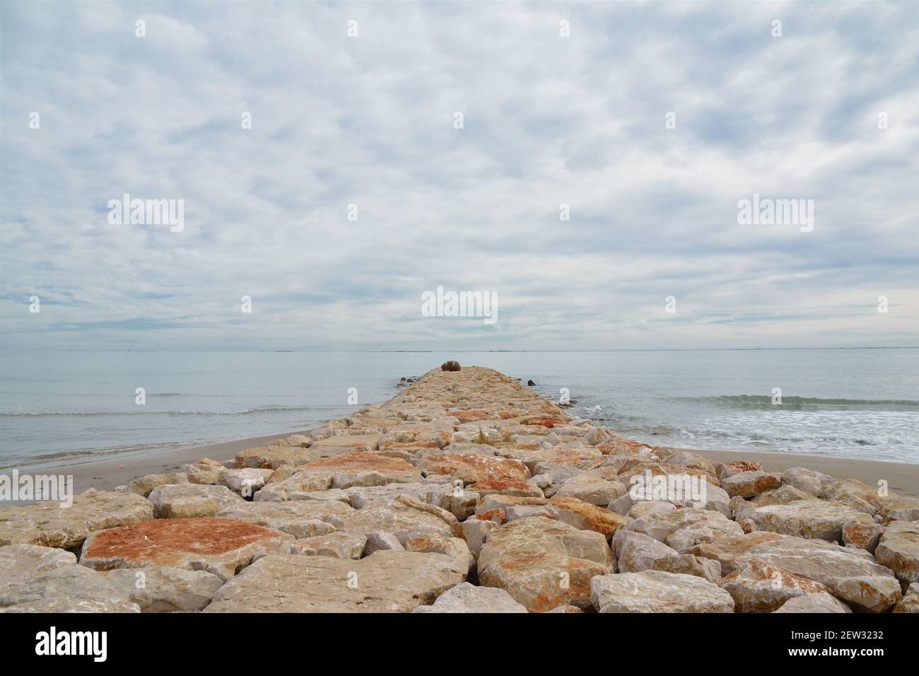 Jutting out into the ocean hi-res stock photography and images - Alamy