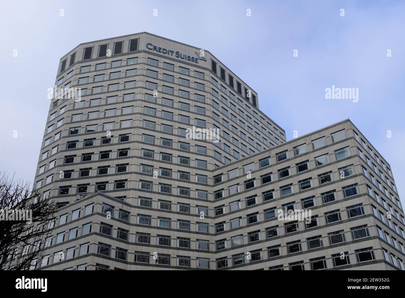 LONDON - 2ND MARCH 2021: The Credit Suisse building at 1 Cabot Square ...