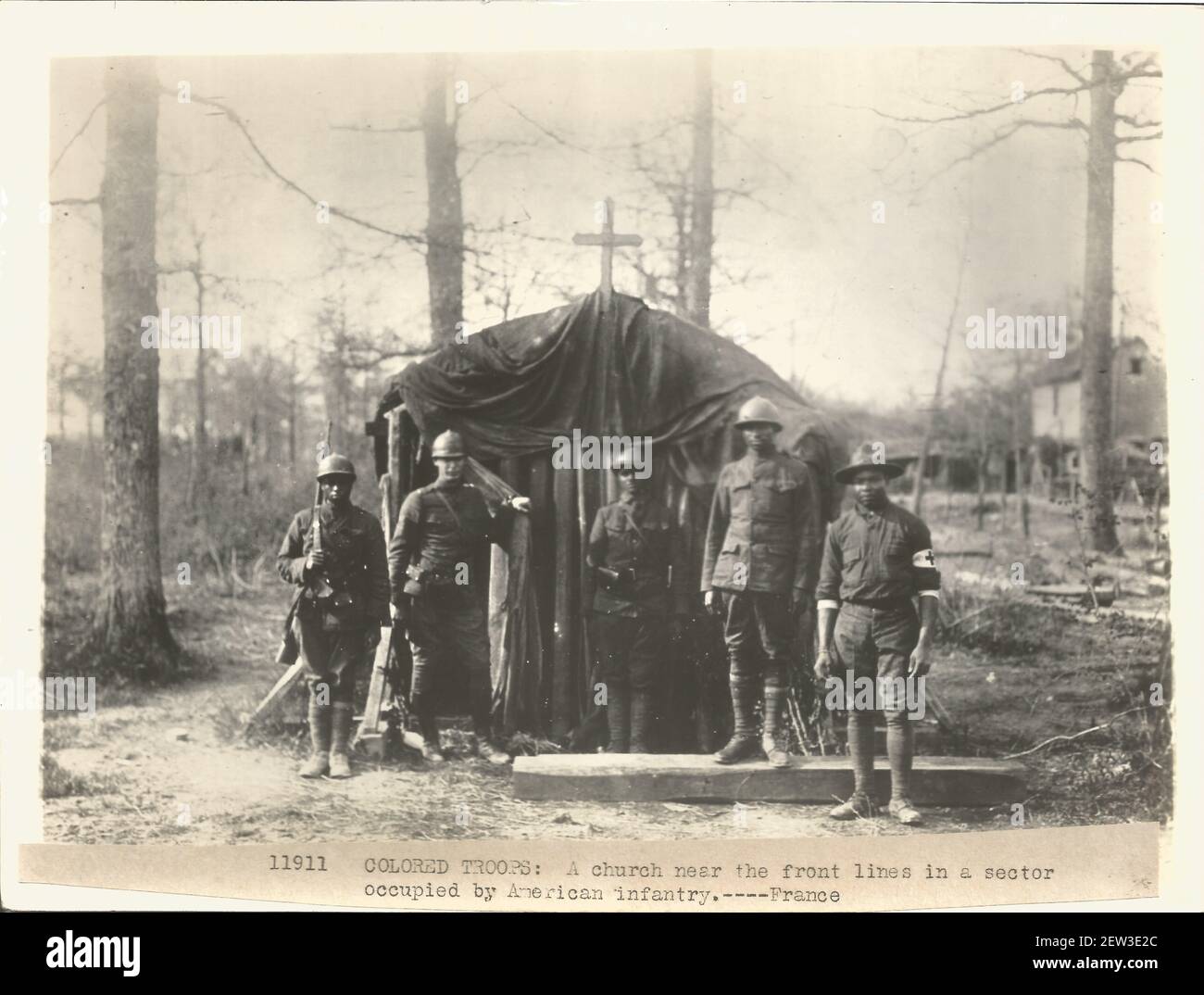WWI WW1 Black troops serving in United States infantry in Europe during ...