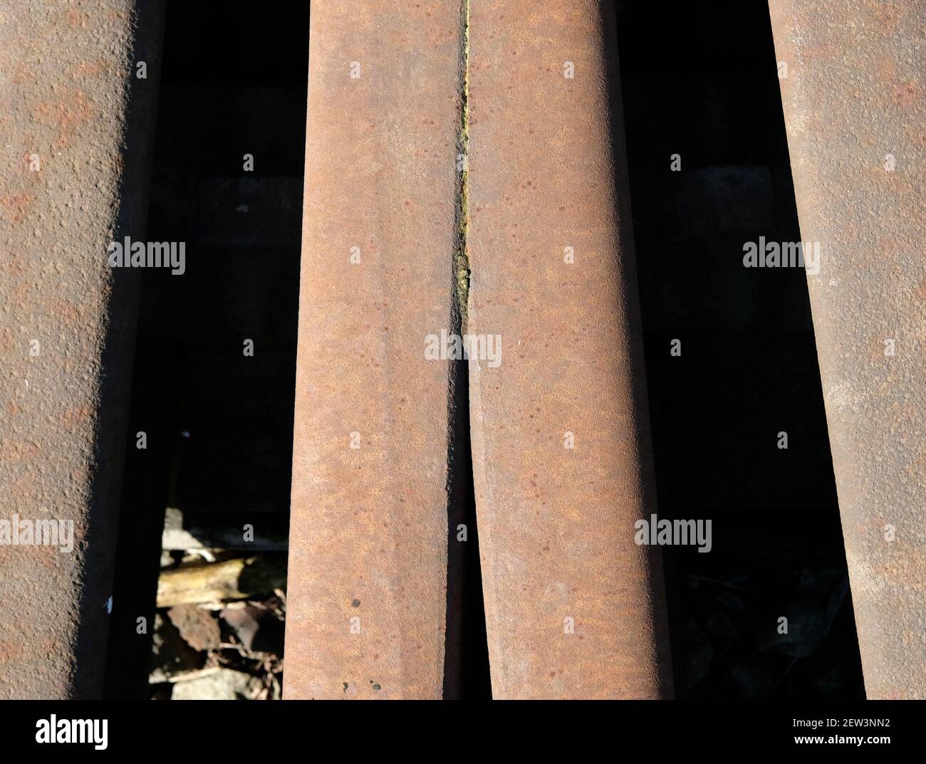 Spliced track hi-res stock photography and images - Alamy