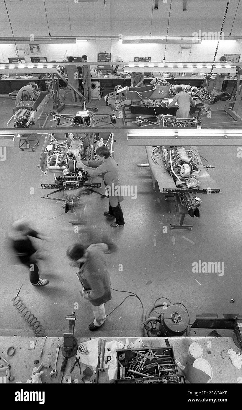 March engineering factory bicester hi-res stock photography and images ...