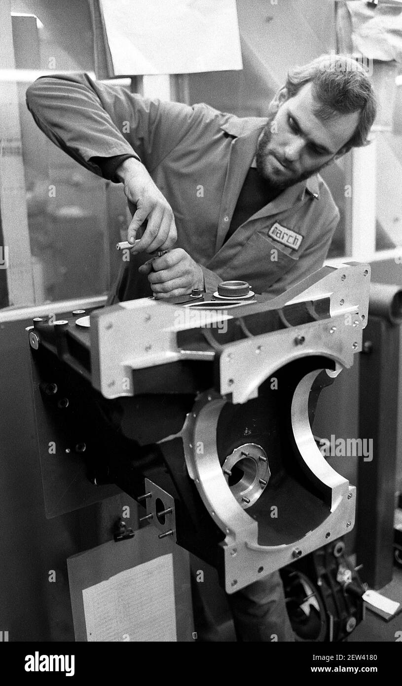 March engineering factory bicester hi-res stock photography and images ...