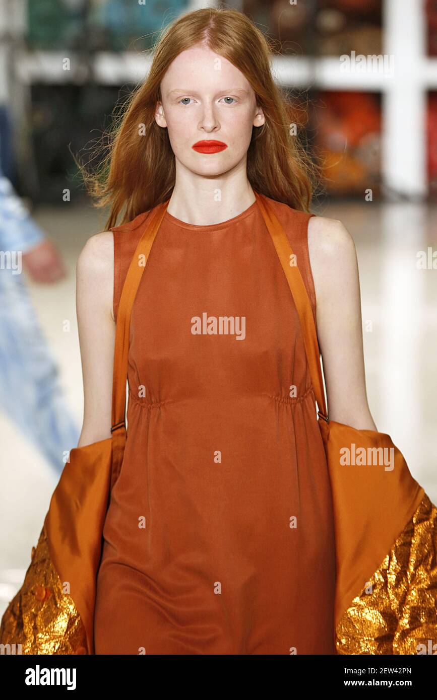 Model Victoria Schons walks on the runway at the Sies Marjan Fashion ...